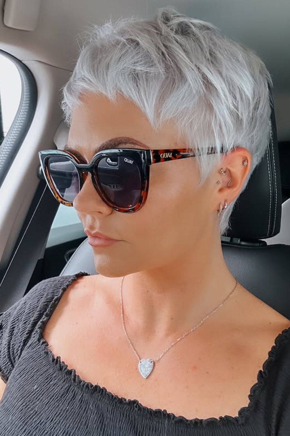 Dark Grey Hair Color Ideas For Anyone Ready To Go Bold – The Mom Beauty