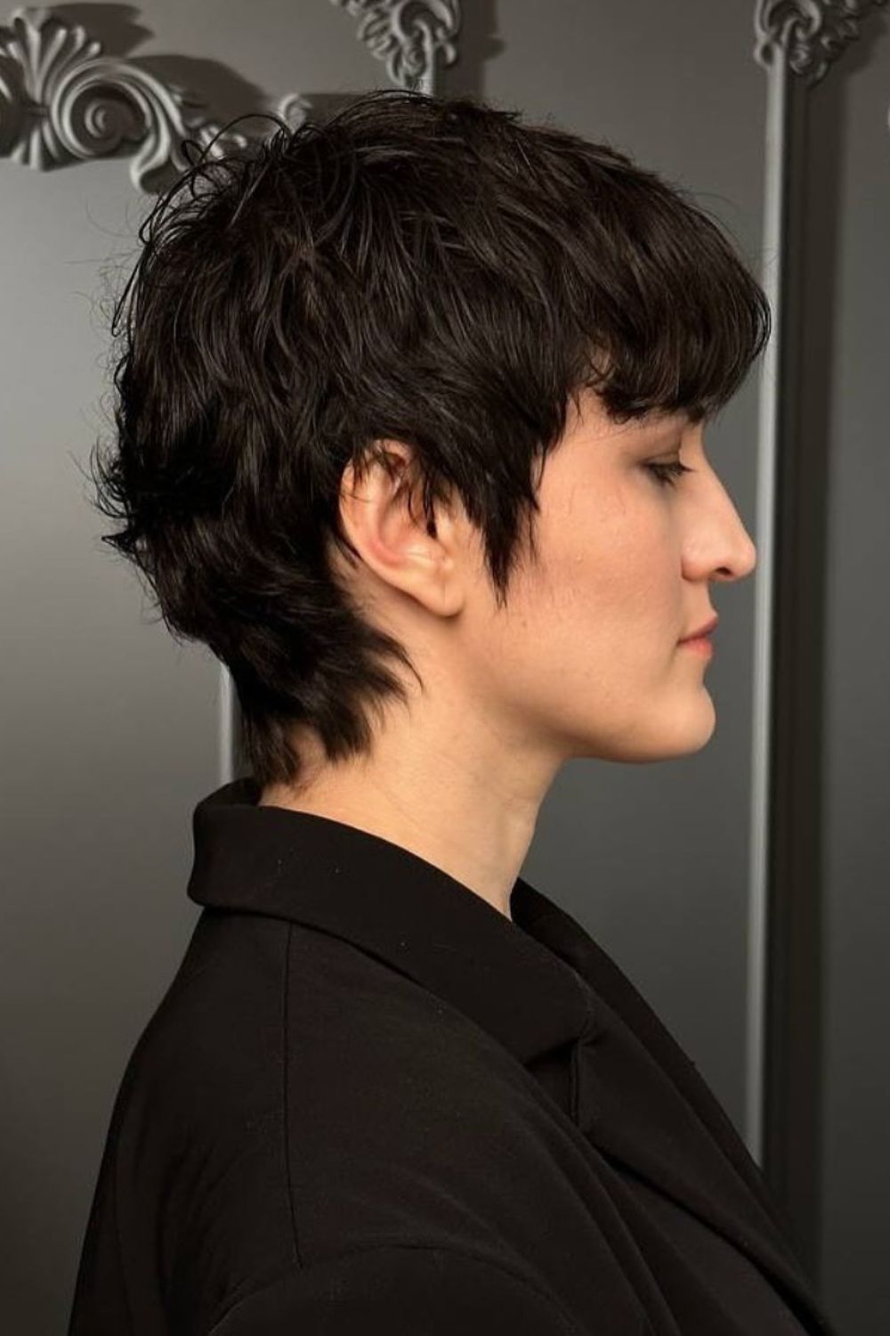 Textured Haircut Ideas For When You Want Volume And Movement – The Mom ...
